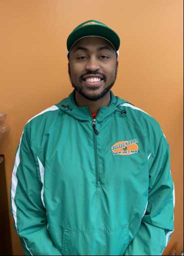 Meet the St Louis College HUNKS Team | College HUNKS Hauling Junk & Moving