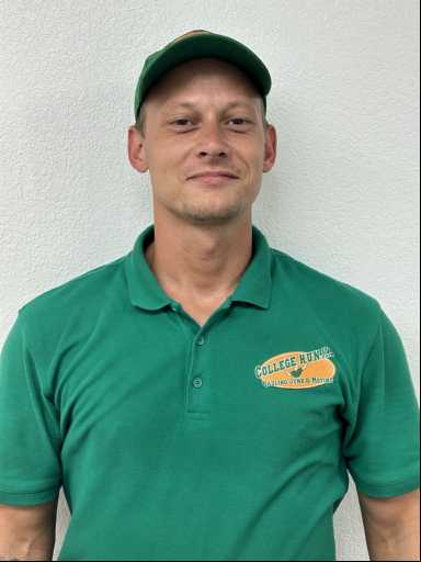 Meet the Destin College HUNKS Team | College HUNKS Hauling Junk & Moving